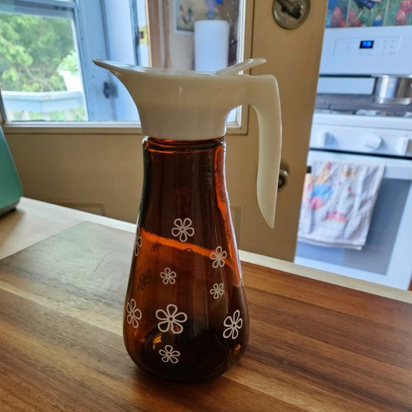 Kitchen | Vintage Mrs Butterworth Syrup Bottle Approx 8 Inches Marks On ...